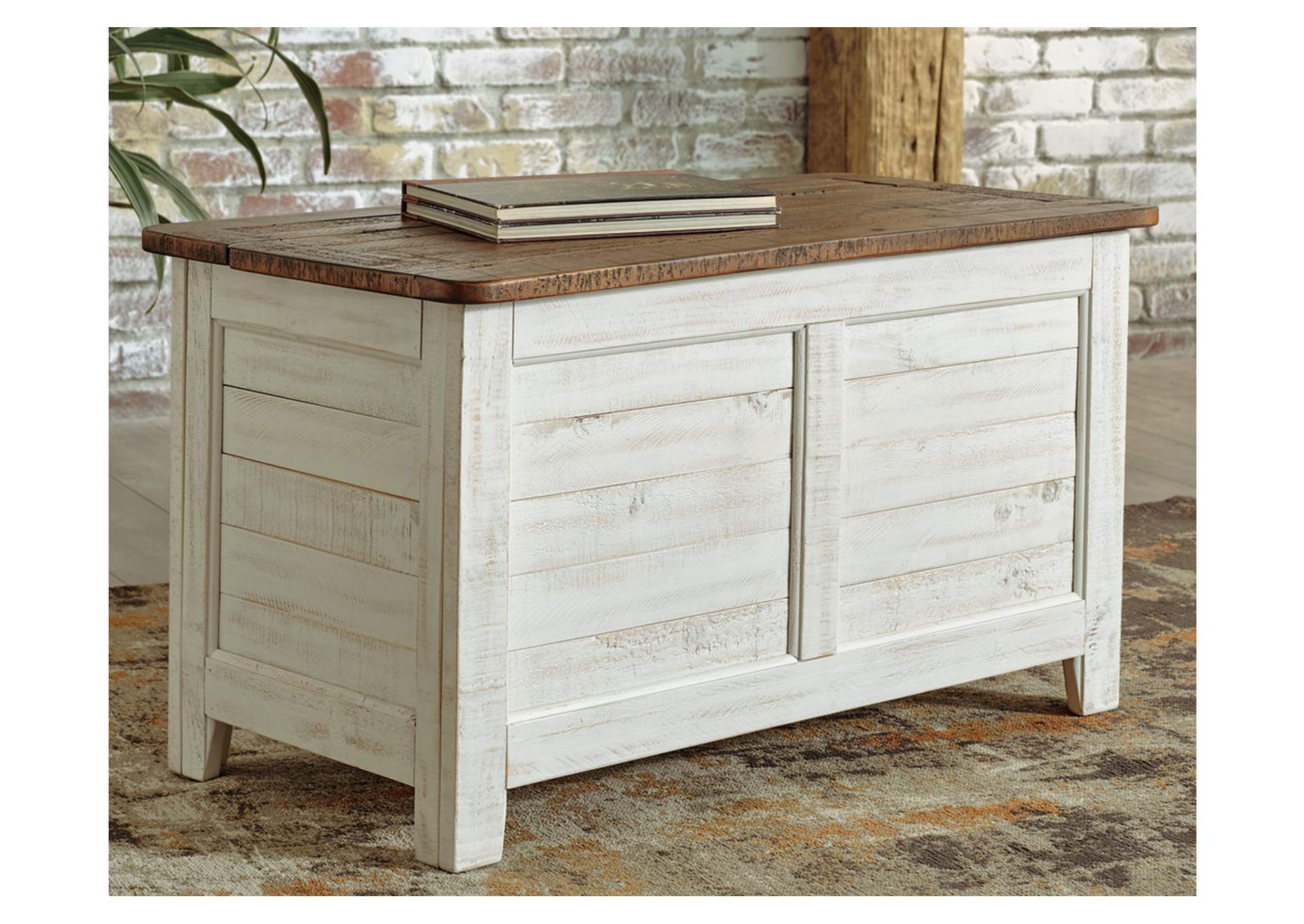 Dashbury Storage Trunk