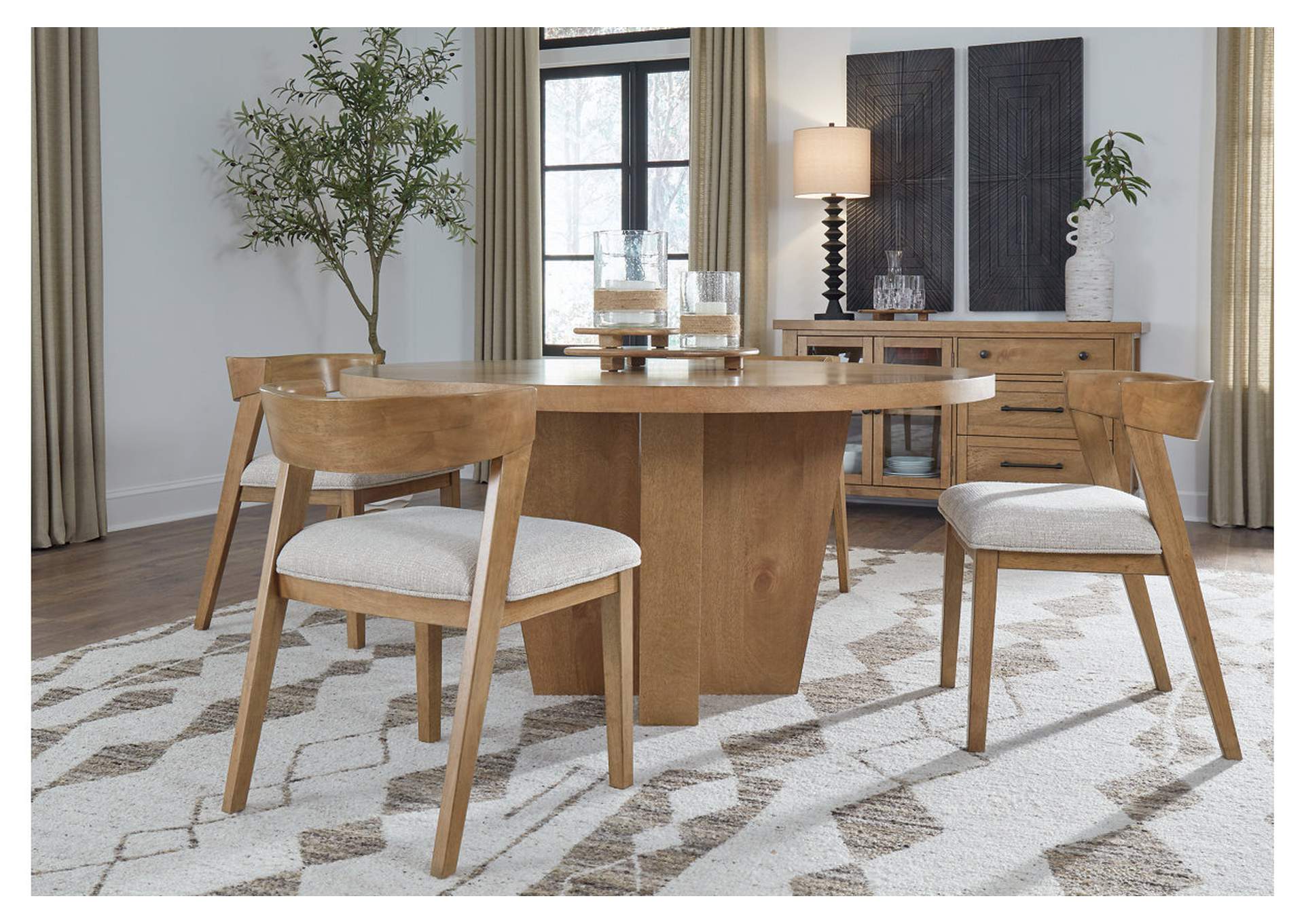 Kristiland Dining Table