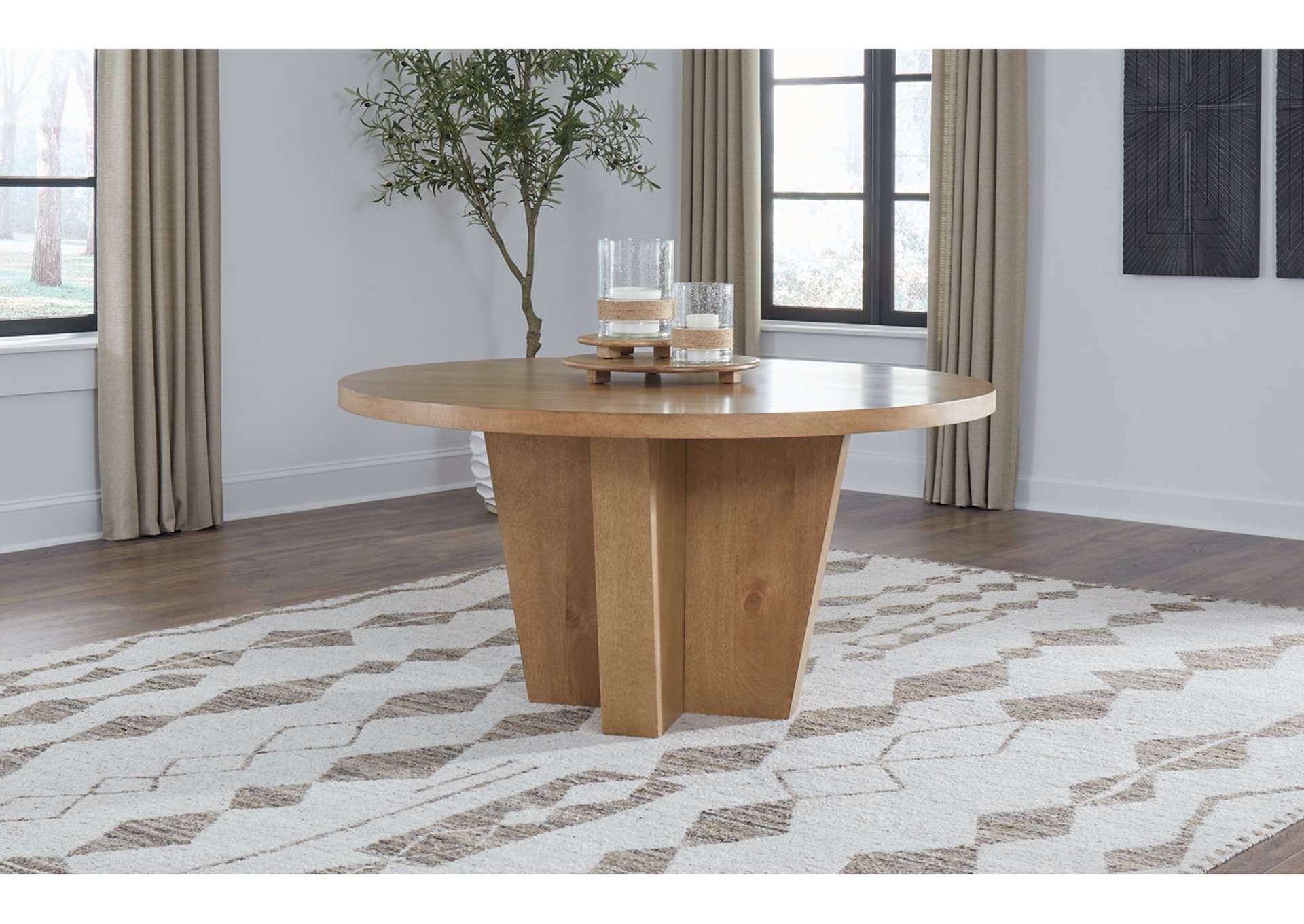 Kristiland Dining Table