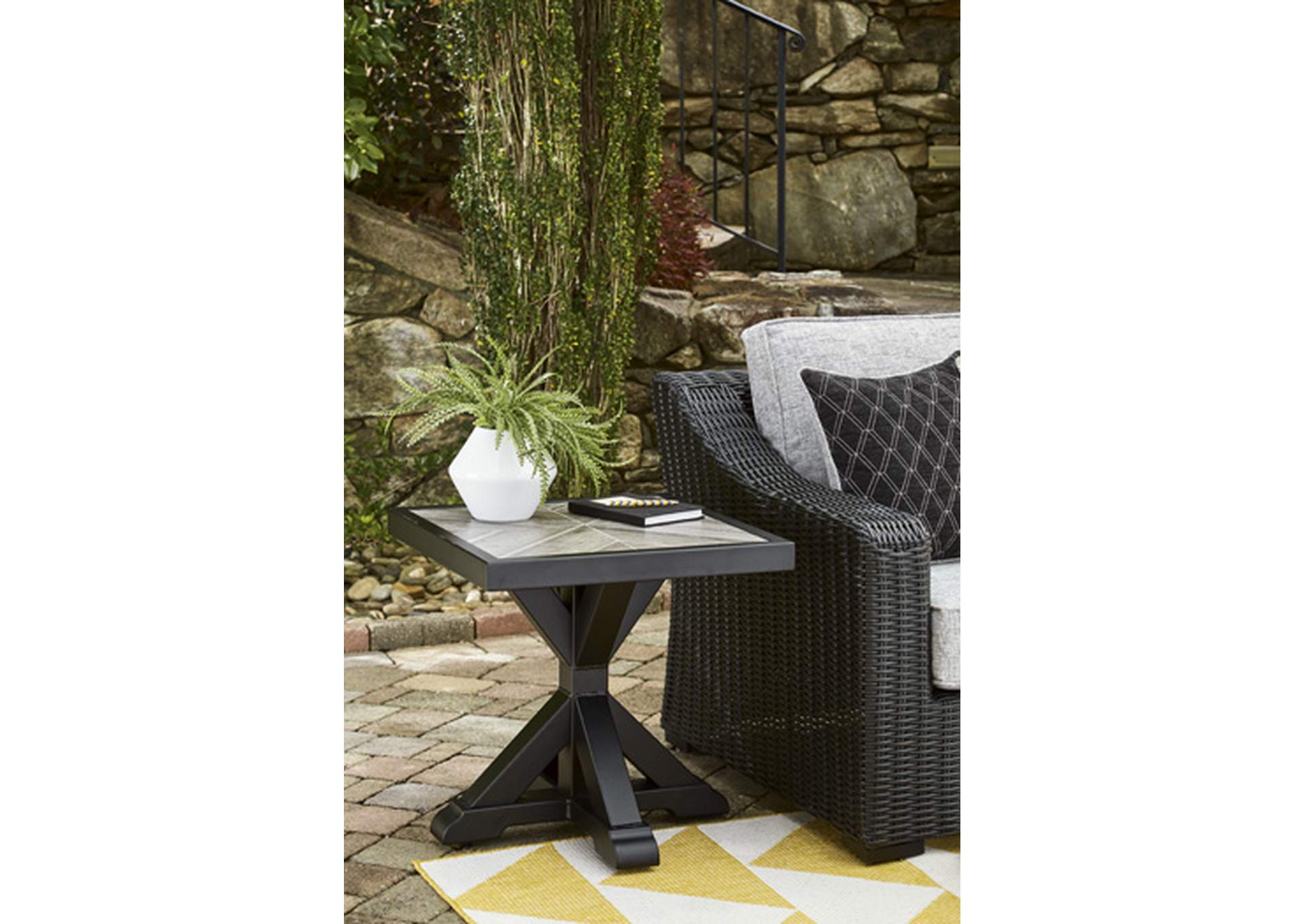 Beachcroft Outdoor End Table