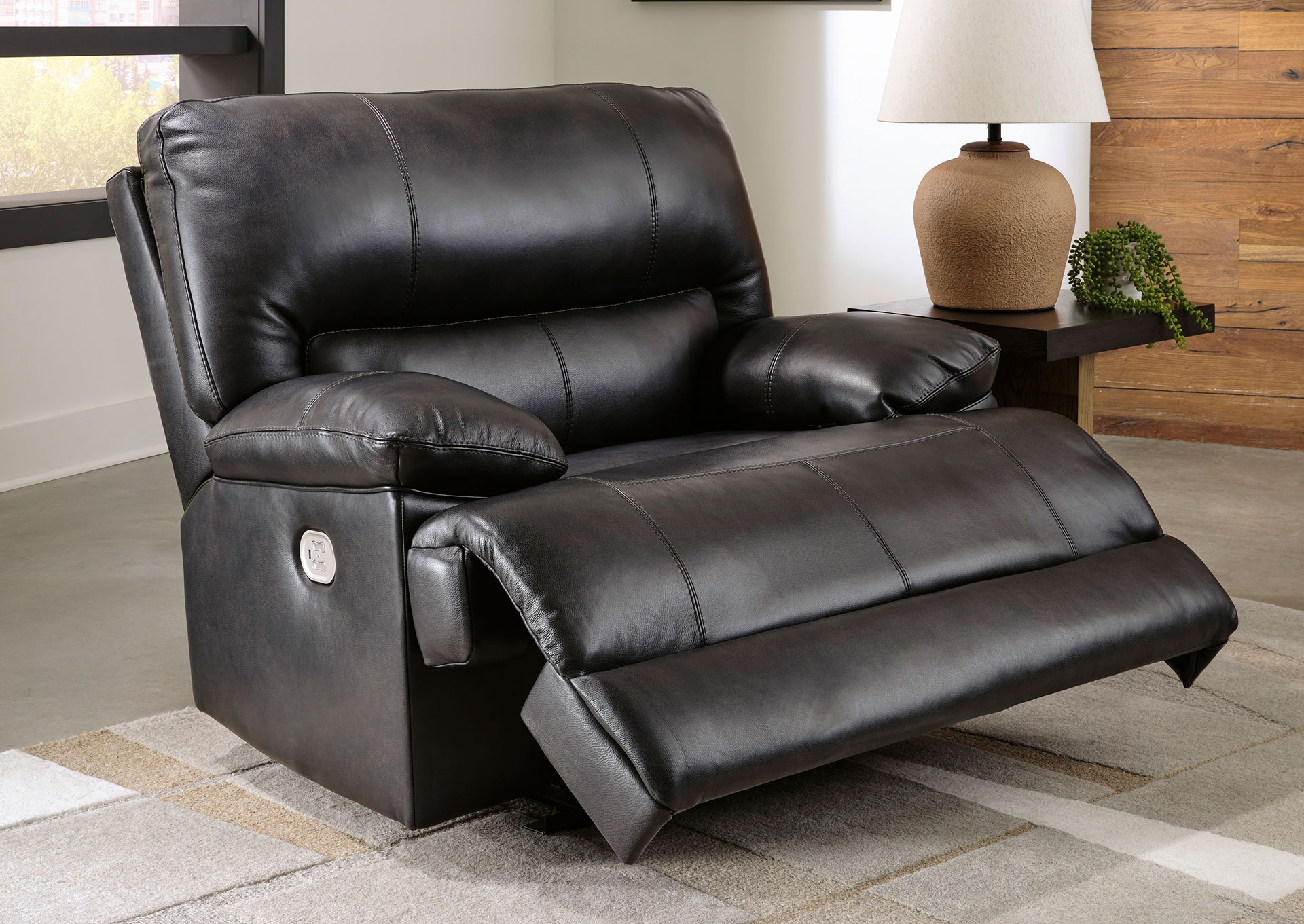 Bergere Mountainous brown Ashley U6580182